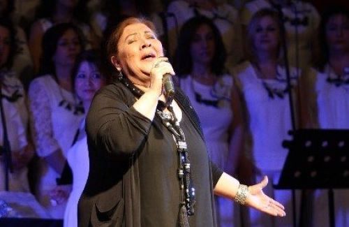 BANU KIRBAĞ'DAN YENİ ŞARKILAR GELİYOR